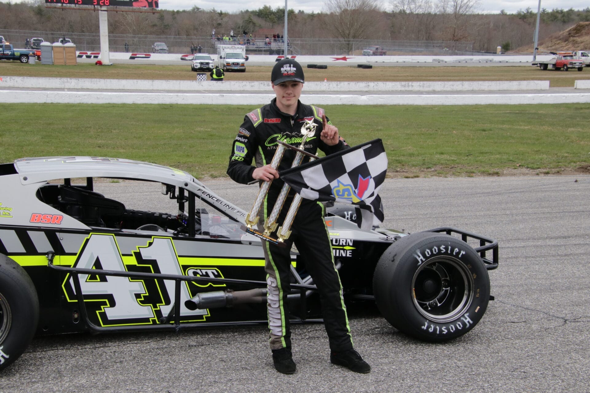 Ron Silk Dominates NASCAR Modified Icebreaker 150 – Thompson Speedway