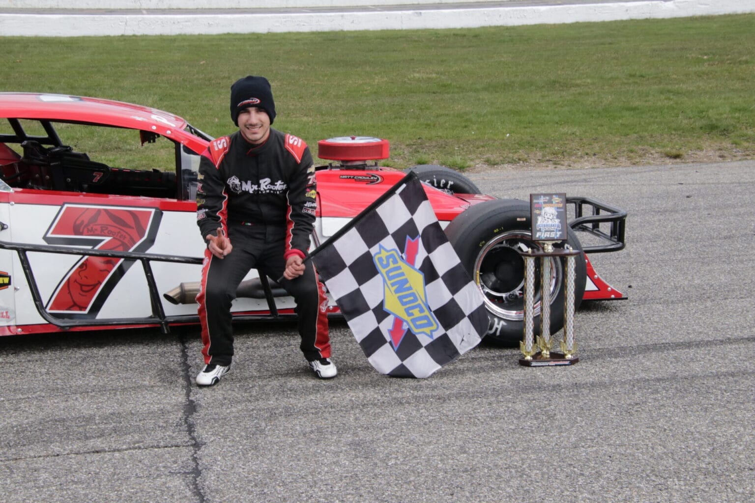 Ron Silk Dominates NASCAR Modified Icebreaker 150 – Thompson Speedway